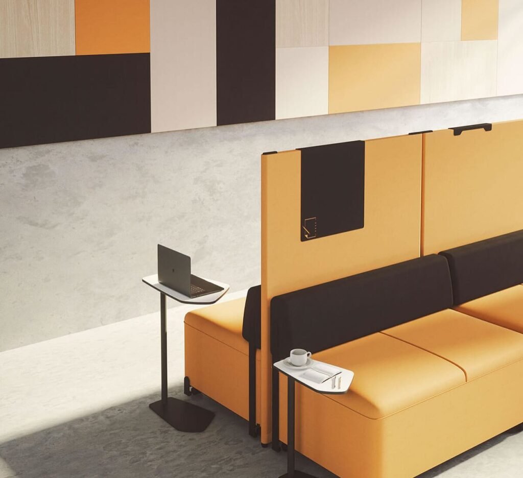 AGILE AUXILLARY TABLE H50 - BOOGI